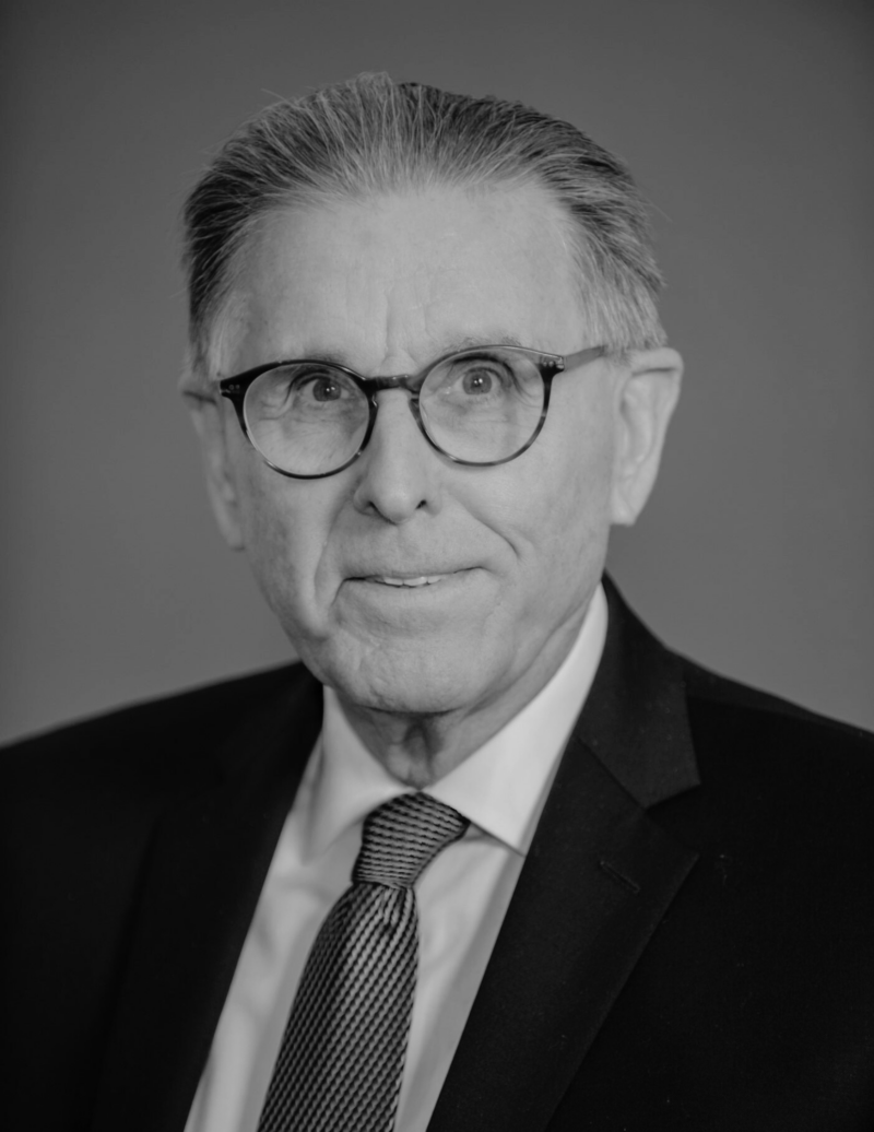 Walter Piecewicz – Croke Fairchild Duarte & Beres